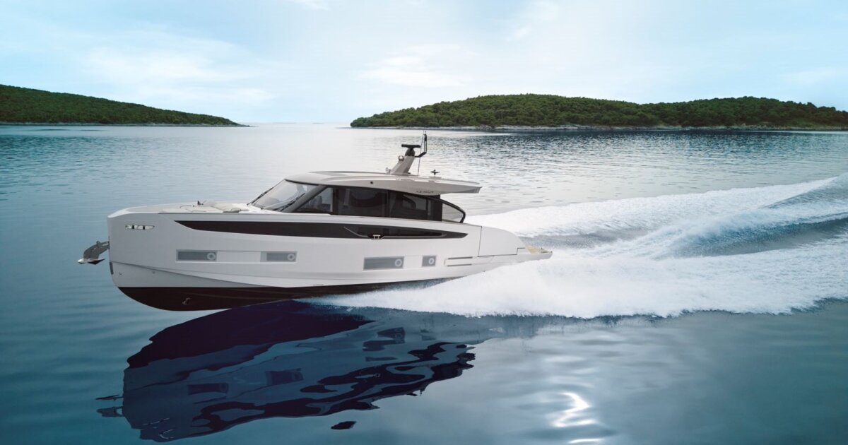 New Azimut Seadeck 6 photos revealed | ilodka.com portal