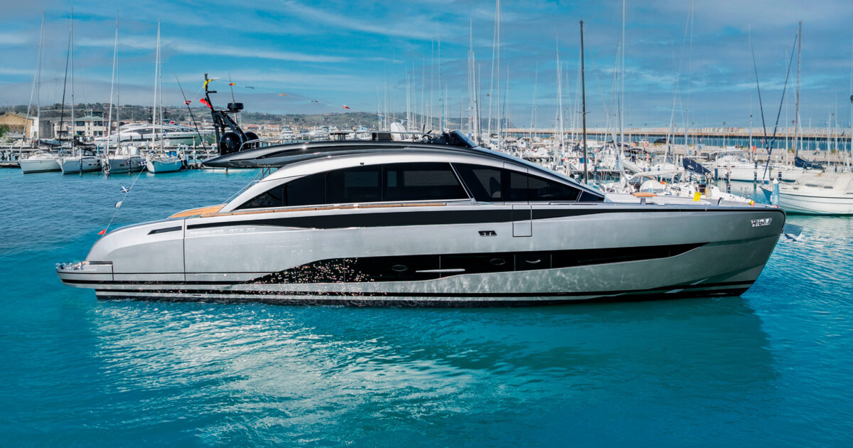 Ferretti Group покажет в Венеции Pershing GTX70 и Ferretti Yachts 940 ...