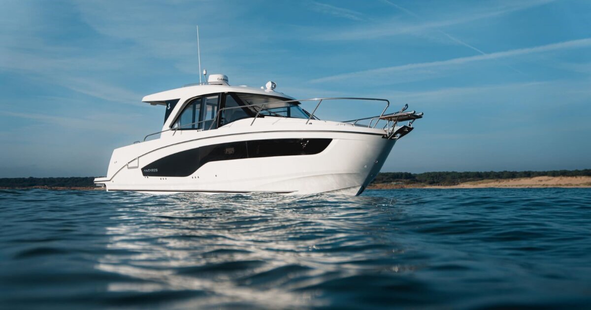 Beneteau Antares 9: мировая премьера обновленной версии на boot ...