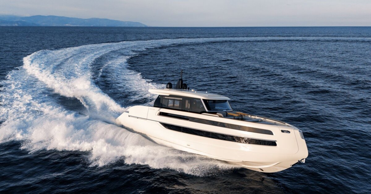Invictus ST550 дебютирует на Cannes Yachting Festival в сентябре 2025 ...