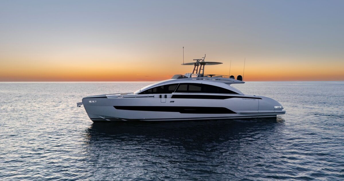 Pershing GTX80: флайбридж или спортбридж? | Портал ilodka.com