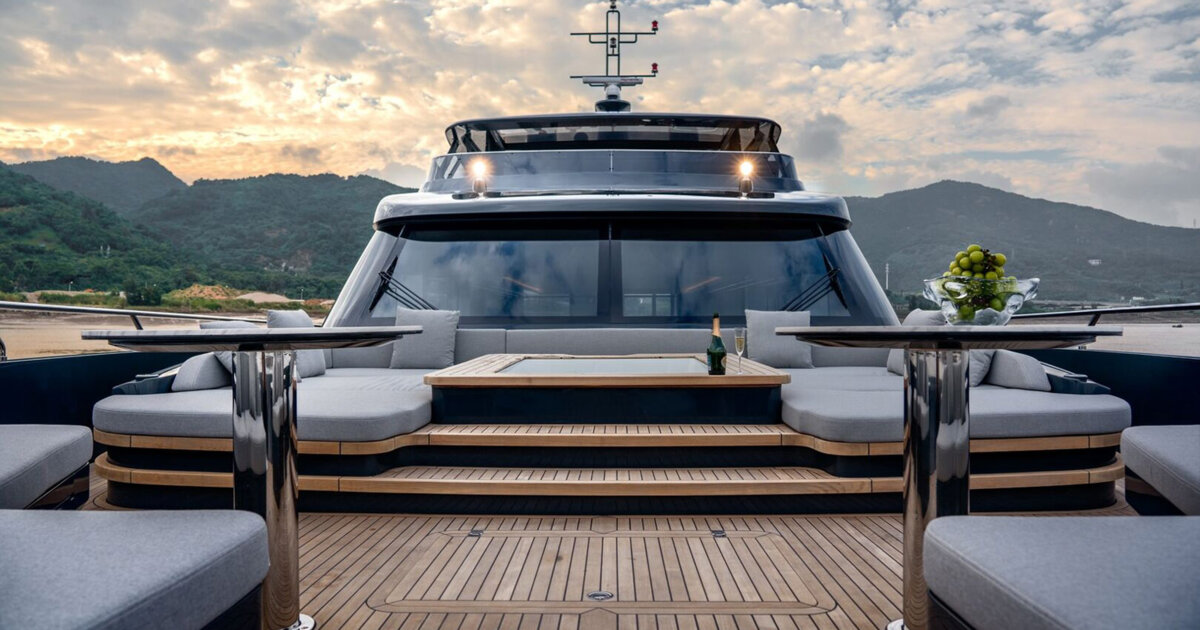 SuperTomato Design unveils Allegro Flybridge 98 | ilodka.com portal